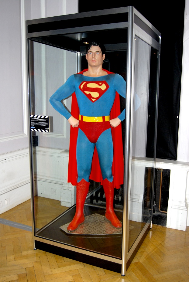 Supermannequin... - SUPERMANIA - CAPEDWONDER EUROPE